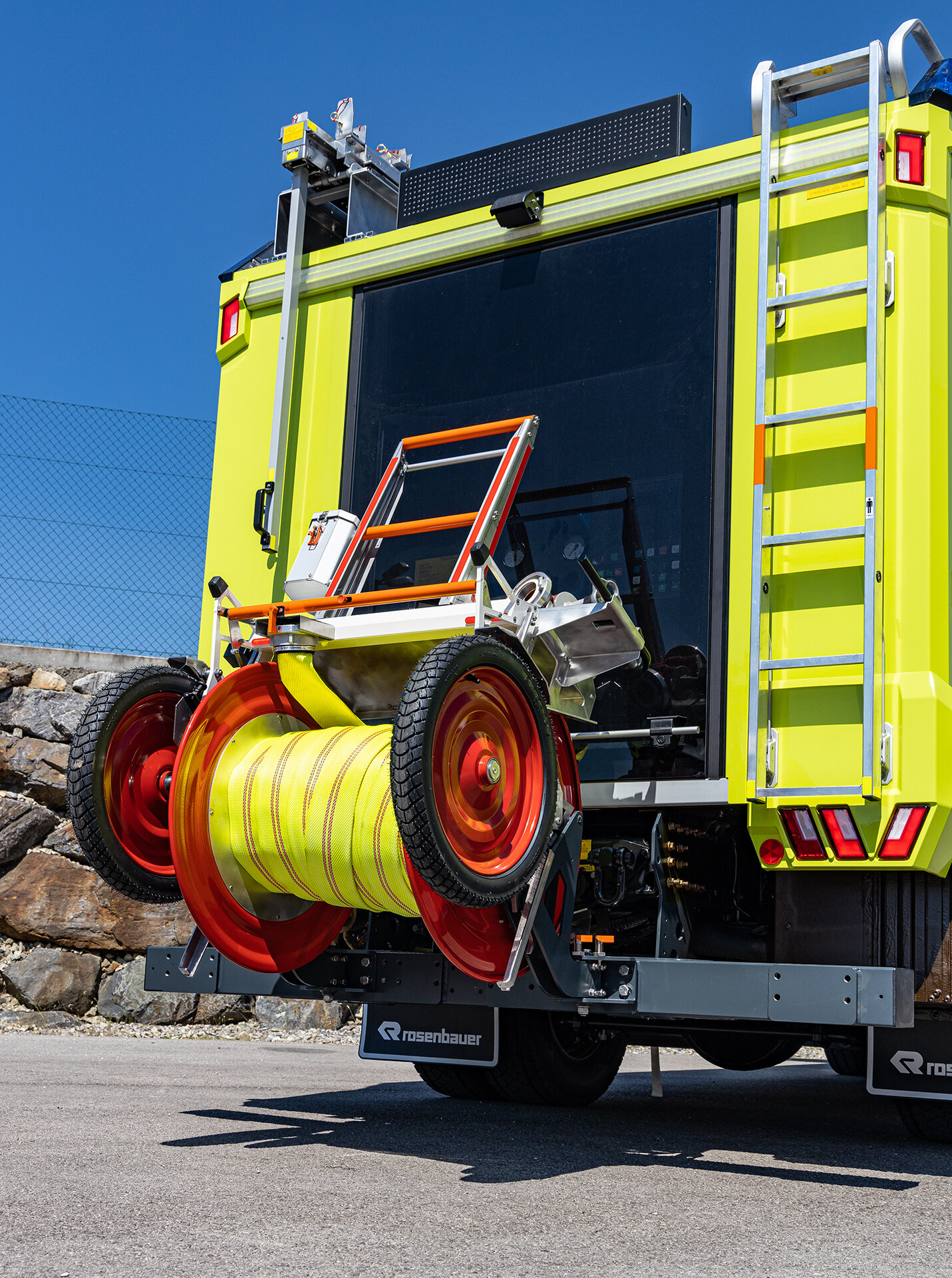 RTE One Person Reel hose, crank left