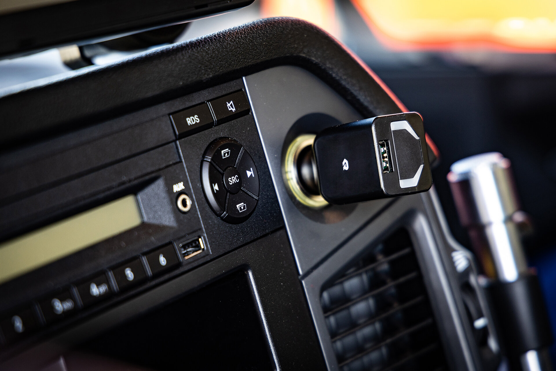 RDS Plug-In Tracker 100 (2G) (incl. 1-year license)