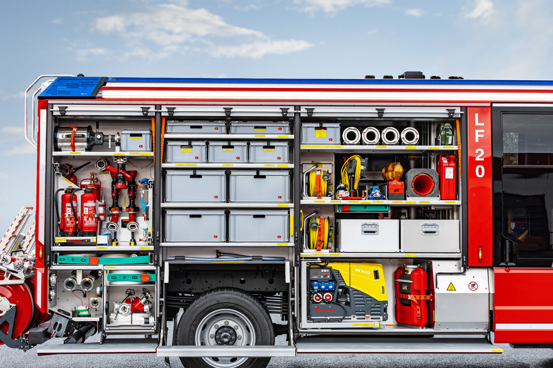 LF20 AT Mercedes Benz Atego 1530 4x4